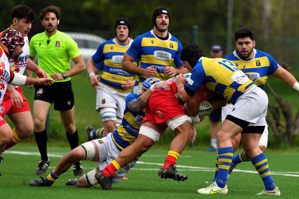 PRIMA SQUADRA: Il vento non ferma la Rugby Parma - Rugby Parma